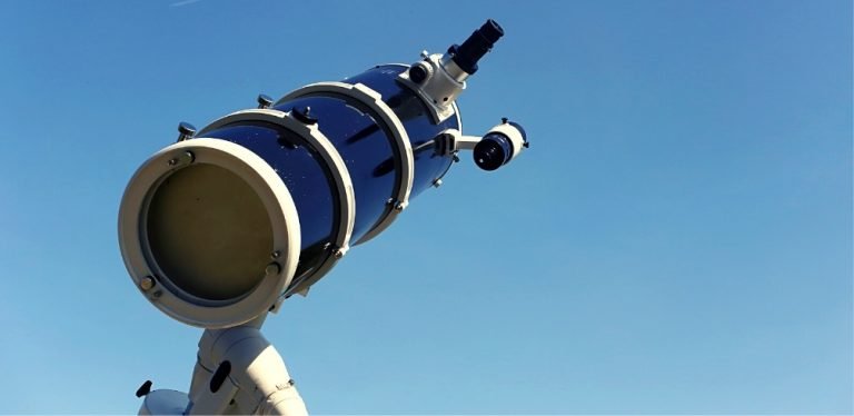 Reflector vs. Refractor Telescope Pros and Cons – Starry Nova